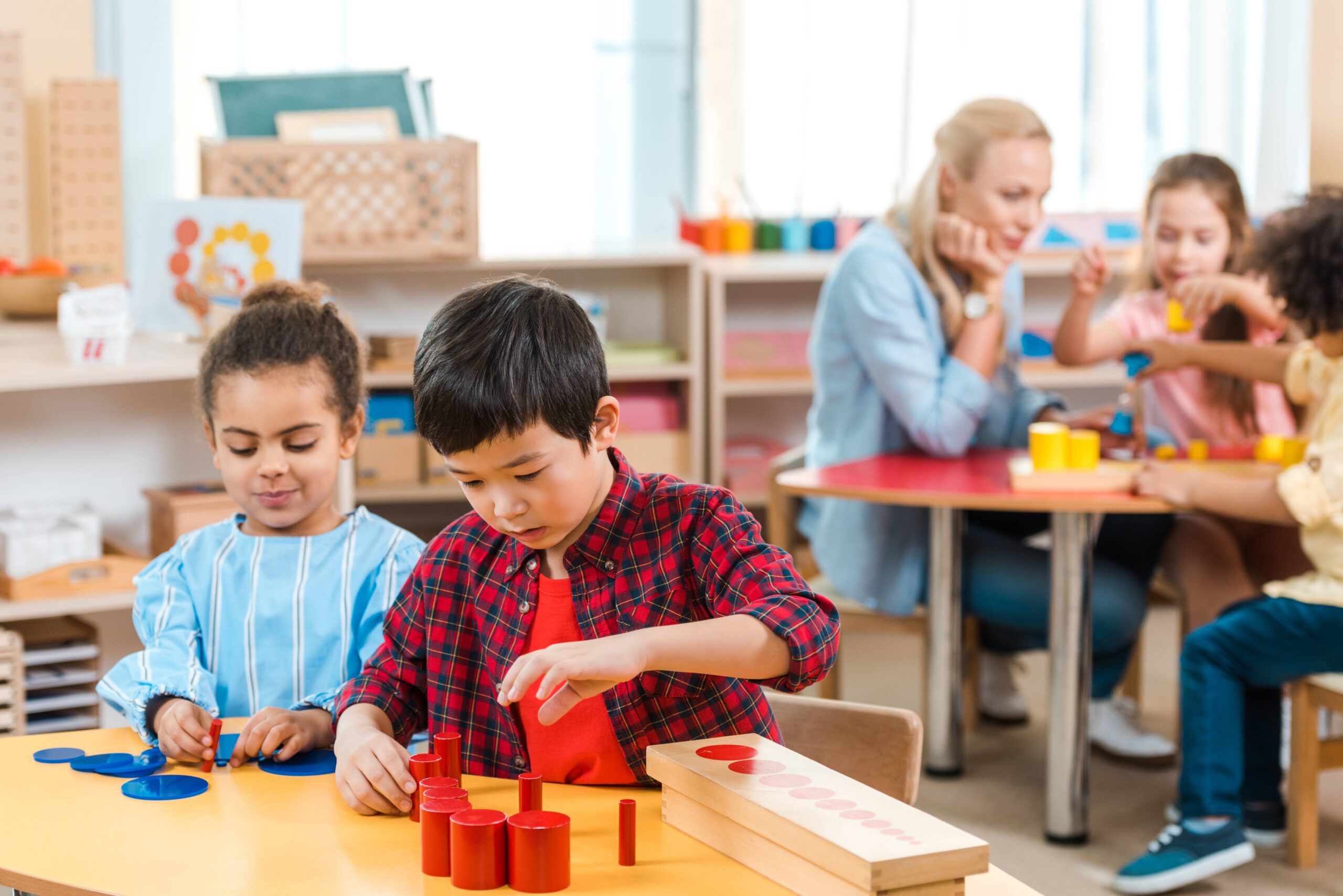 Empleamos el Método Montessori para niños con necesidades especiales Empleamos el Método Montessori para niños con necesidades especiales